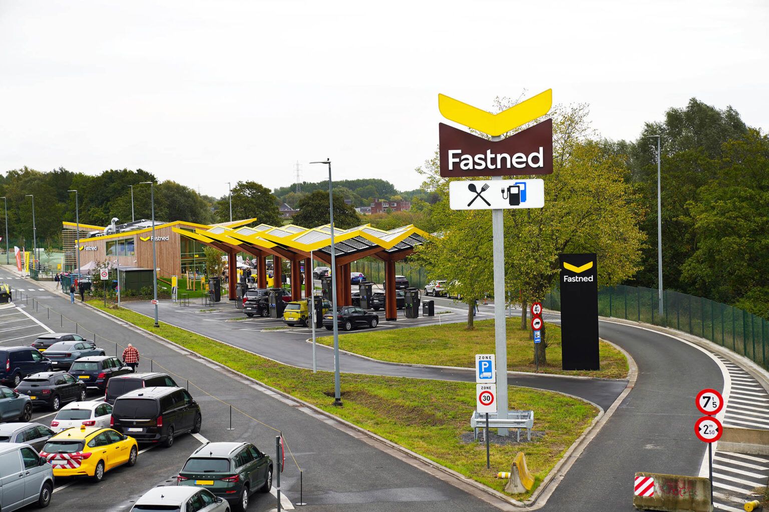 Fastned opens flagship EV charging station in Gentbrugge - Transport ...